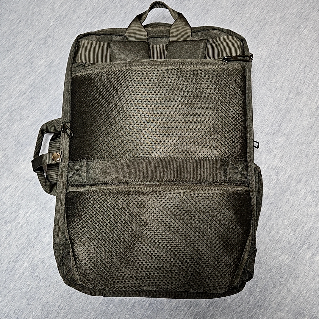 【カバンレビュー】Evoon マルチビジネスリュック3.0