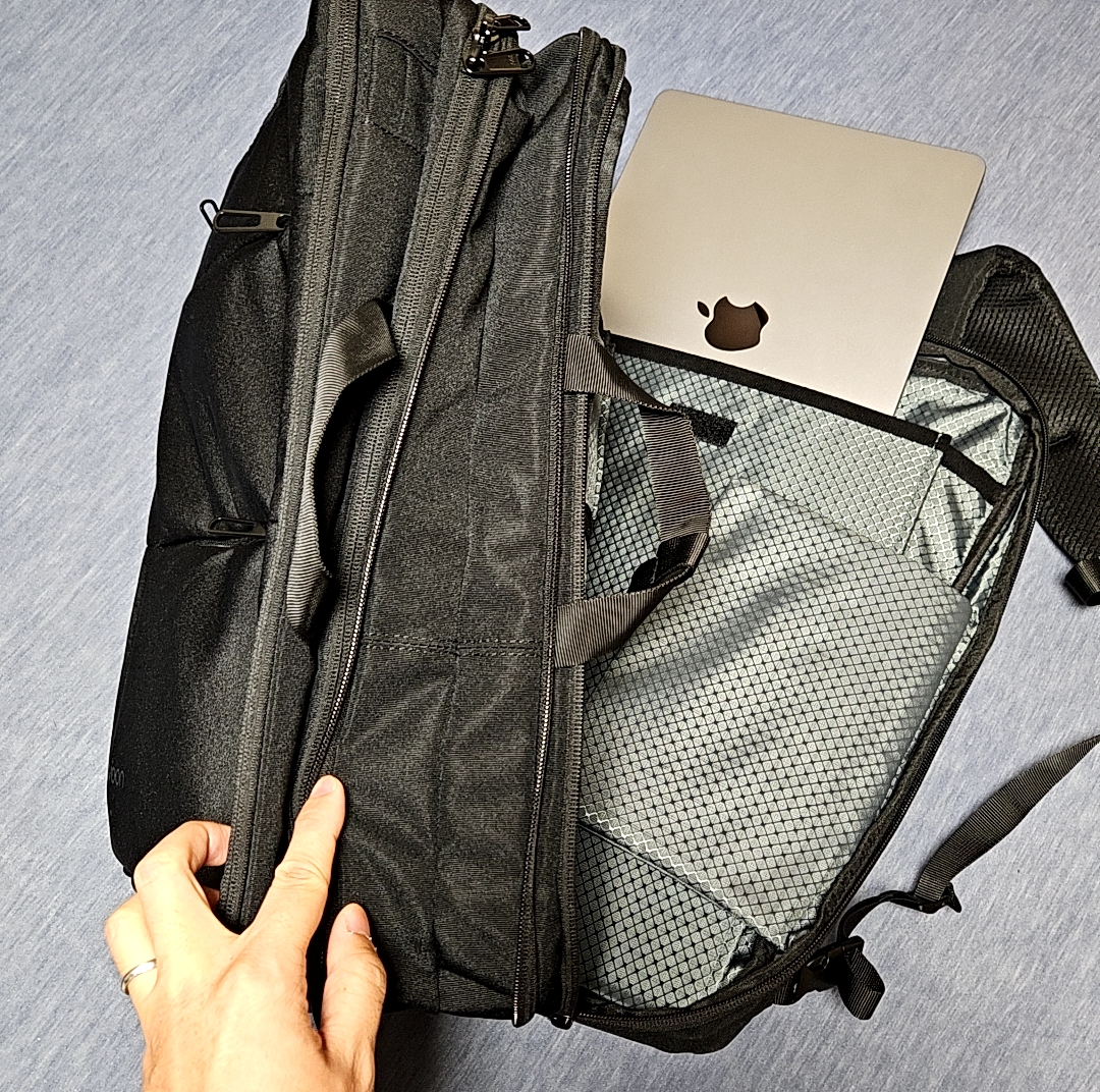 【カバンレビュー】Evoon マルチビジネスリュック3.0